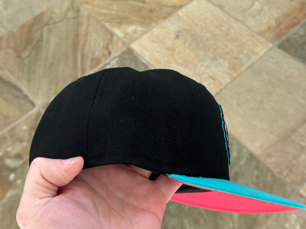 Hat Club Chief Protector, Clinker Savage, New Era Pro Fitted Baseball ...
